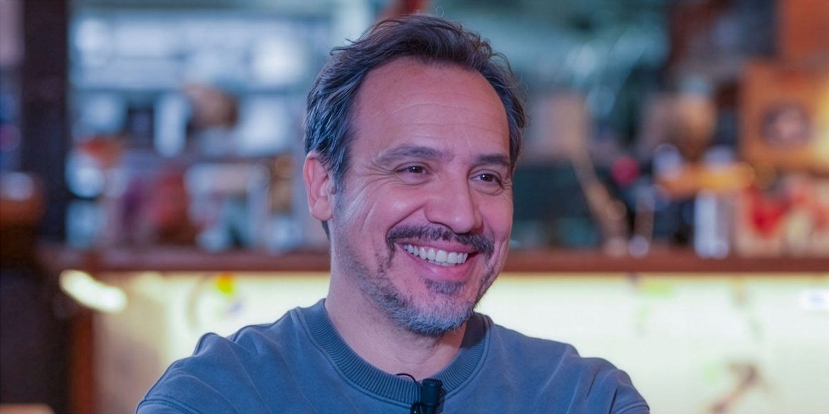 Alexandre Astier : sa prochaine série Base 4 sera une dystopie SF